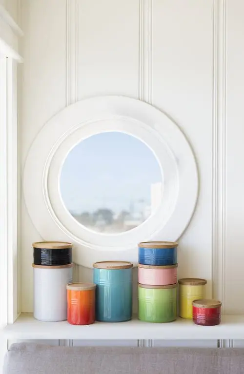 LE CREUSET Glazed Stoneware 1 1/2 Quart Storage Canister With Wooden Lid