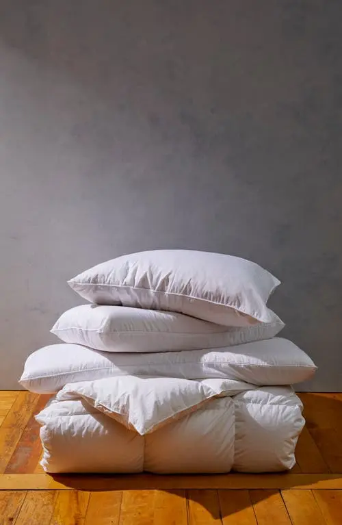 COYUCHI Down Alternative Shredded Organic Latex Pillow