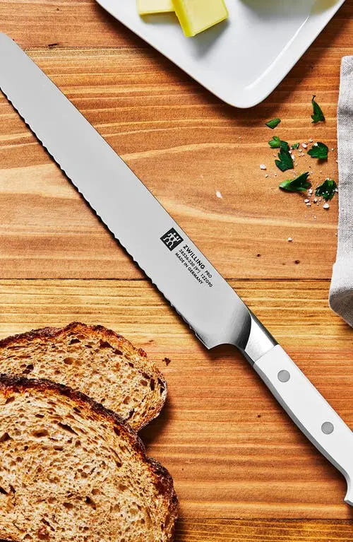 ZWILLING Pro Le Blanc 9-inch Bread Knife