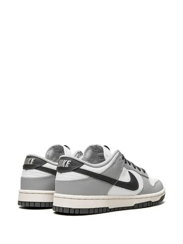 Nike Dunk Low Sneakers - White