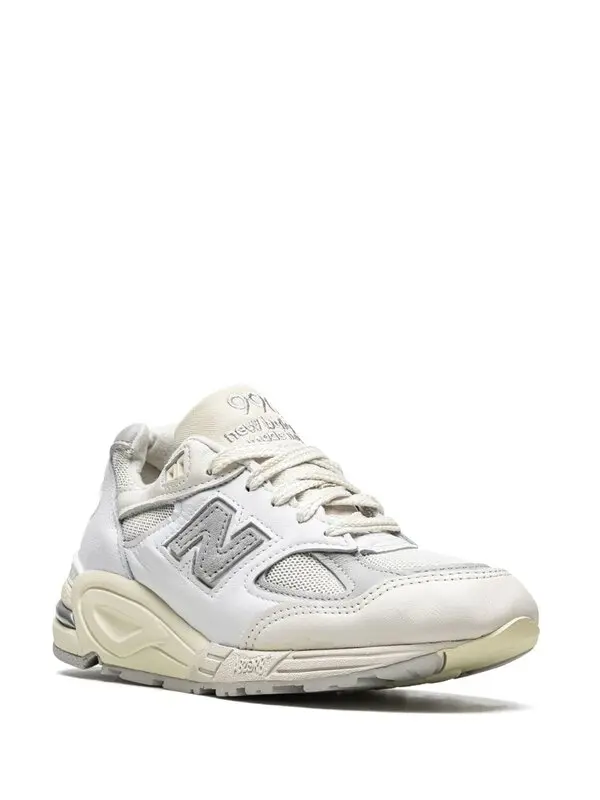 NEW BALANCE 990 V2 Made In Usa Sneakers - White