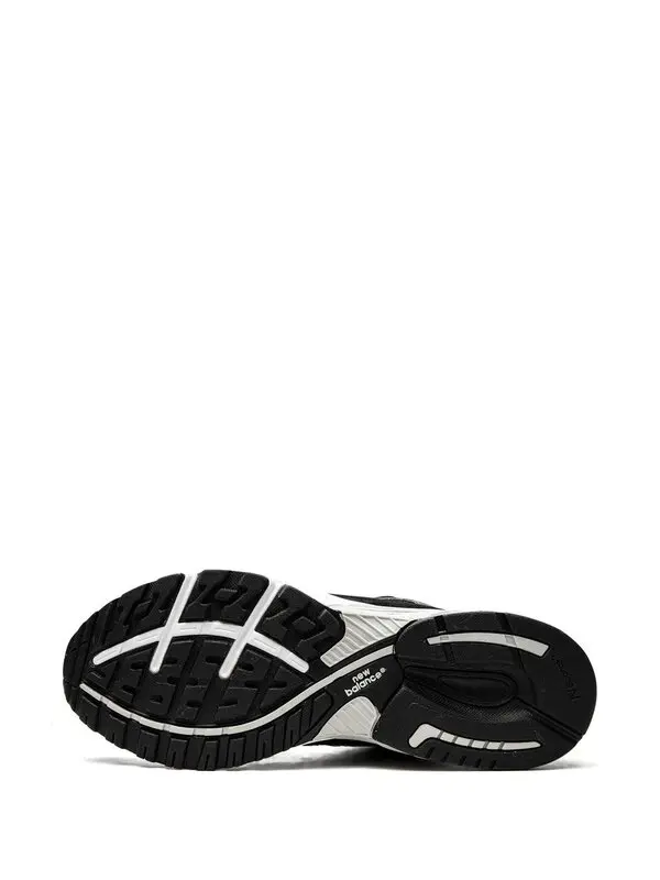 NEW BALANCE Made In Usa 993 Low-top Sneakers - Black