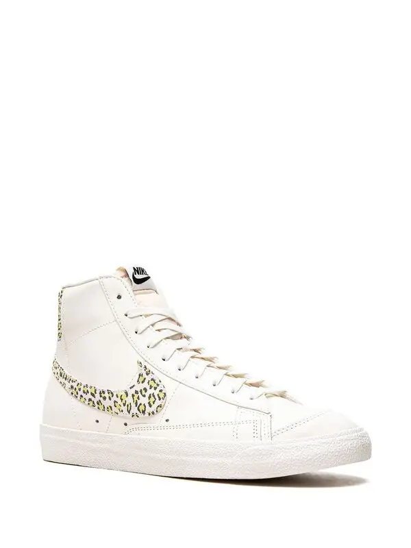 Nike Blazer Mid '77 Se Sneakers - Neutrals