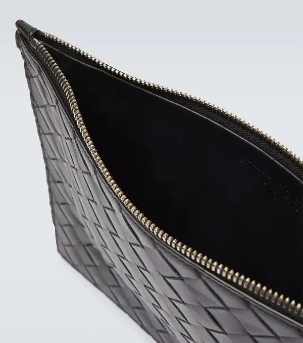 Bottega Veneta Intrecciato Large Leather Pouch