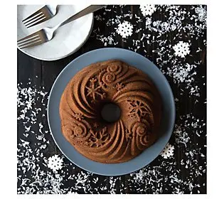 NORDICWARE Let It Snow Bundt Pan