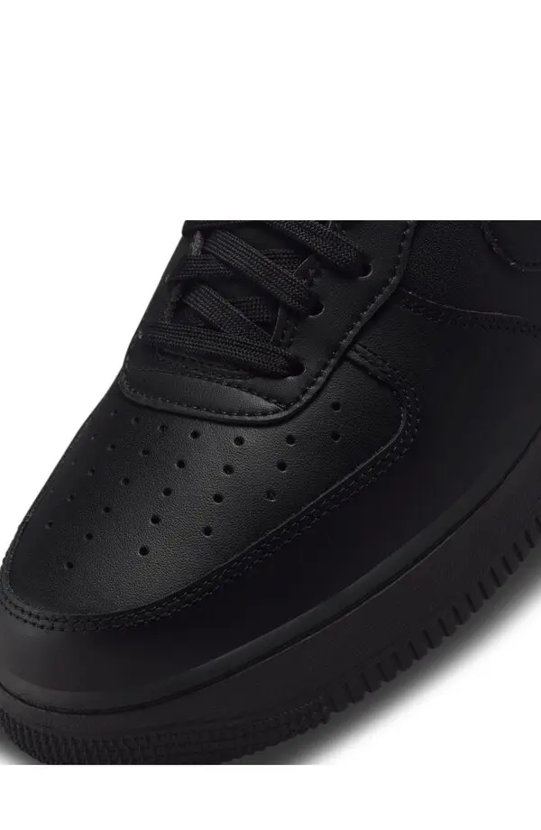 Nike Air Force 1 '07 Fresh Sneaker