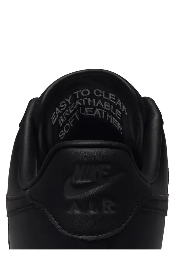 Nike Air Force 1 '07 Fresh Sneaker