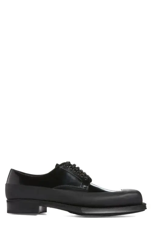 靴 prada archive square round toe shoes Prada Spazzolato Square Toe Derby - Black | Editorialist