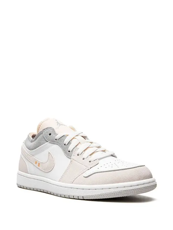 JORDAN 1 Low Se Craft Inside Out Sneakers - Neutrals