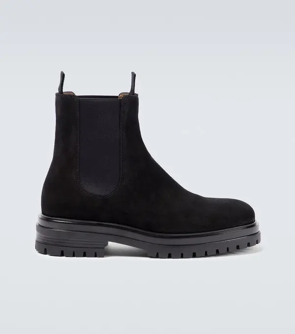 GIANVITO ROSSI Chester Suede Ankle Boots