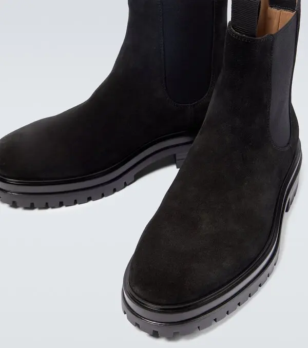 GIANVITO ROSSI Chester Suede Ankle Boots