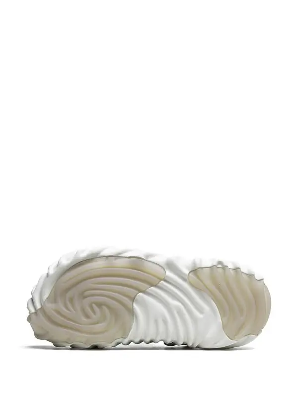 CROCS Pollex Stratus Clogs - White