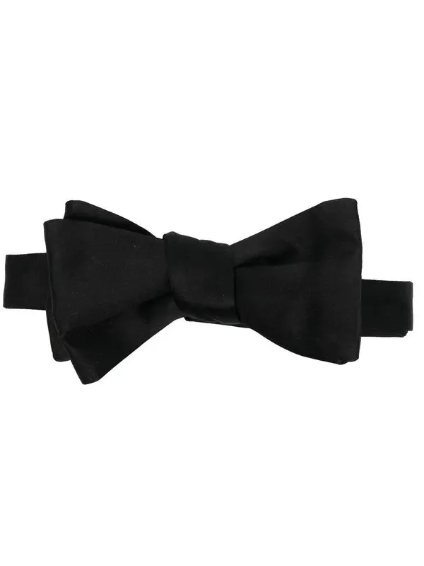 MAISON MARGIELA Silk Bow Tie - Black