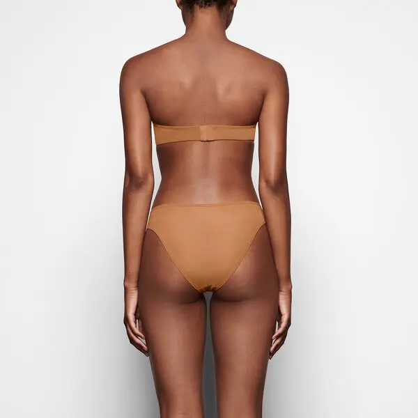 SKIMS Strapless Bra | Medium Neutral | | Ultra Fine Mesh - Bronze