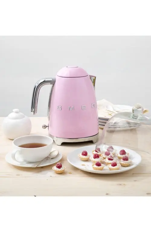 SMEG 50s Retro Style Electric Kettle - Red