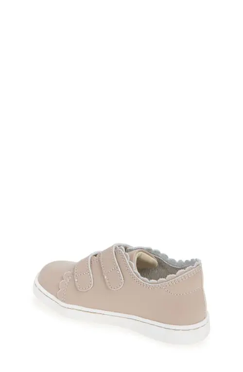 L'AMOUR Caroline Scallop Sneaker - Almond