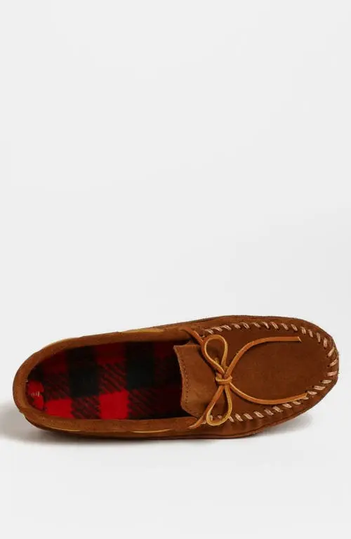 Minnetonka Fleece Lined Slipper