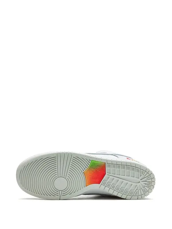 Nike Dunk Low Pro Be True Sneakers - White