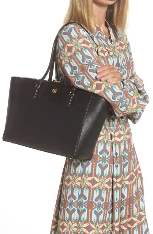 Tory Burch Robinson Small Leather Tote