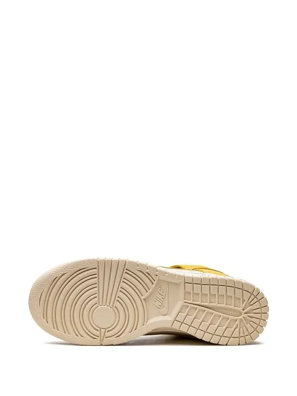 Nike Dunk Low Lx Banana Sneakers - Neutrals