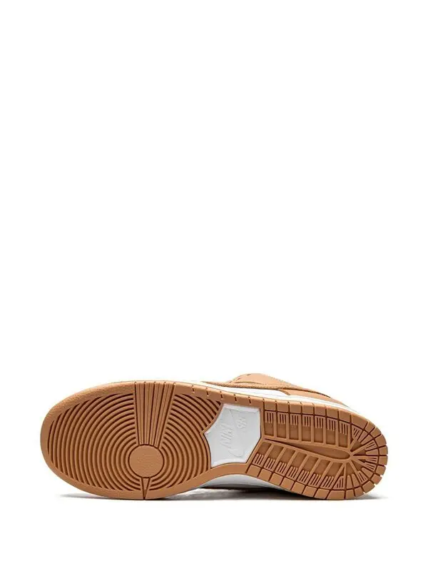 Nike Sb Dunk Low Light Cognac Sneakers - Brown