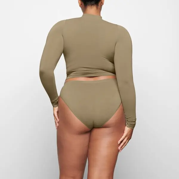 SKIMS Soft Smoothing Turtleneck Top