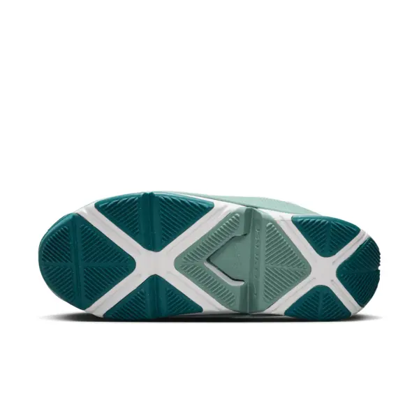 Nike Go Flyease Easy On/off Shoes
