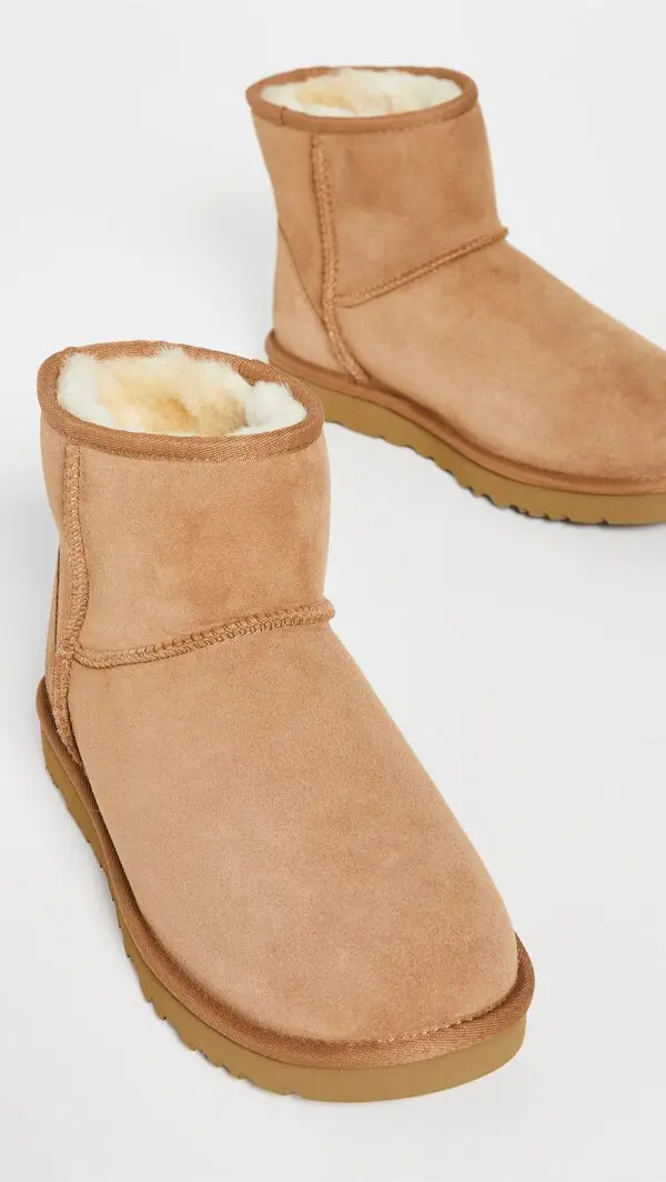 UGG Classic Mini Boots - Chesnut