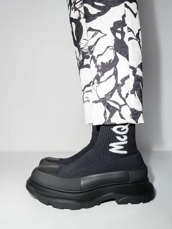 Alexander McQueen Tread Sock Boots - Black