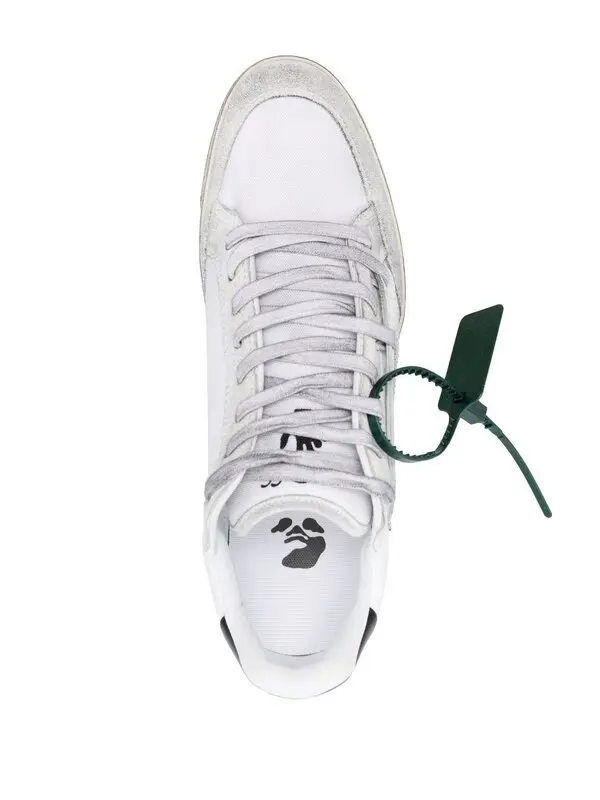 Off-White Lace-up Low-top Sneakers