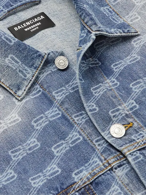 BALENCIAGA WARDROBE UNIFIT デニムジャケット Balenciaga Logo-Print Denim Jacket In Blue - 40% Off | Editorialist