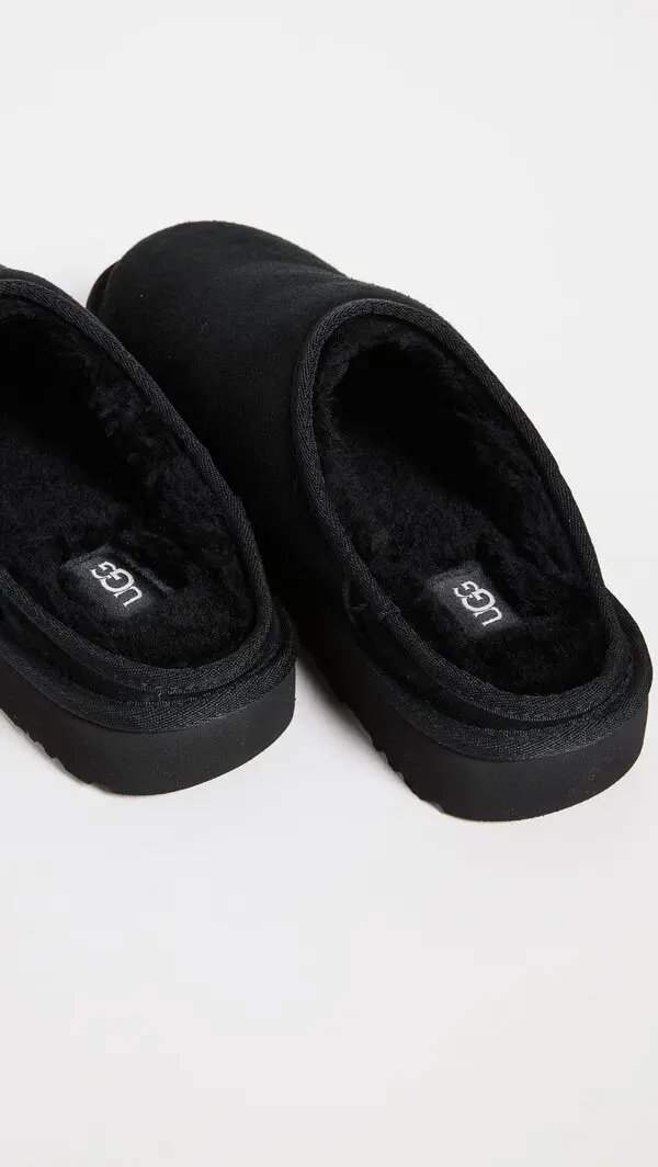 UGG Classic Slip-on Slipper