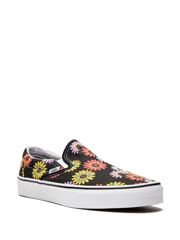 VANS Classic Slip-on Sneakers - Black