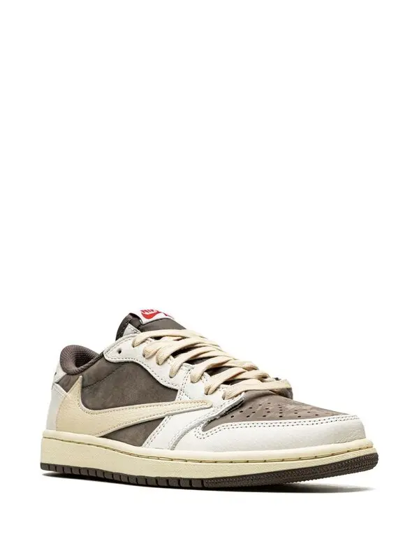 JORDAN X Travis Scott Air 1 Low Og Reverse Mocha Sneakers - Brown