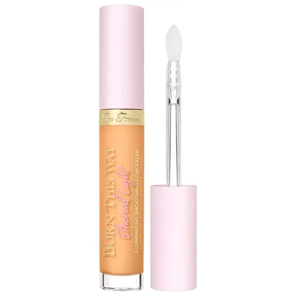 TOO FACED Born This Way Ethereal Light Illuminating Smoothing Concealer - Biscotti