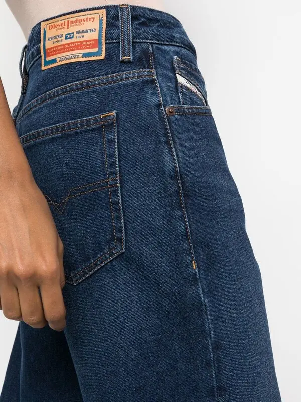 DIESEL® 1999 Straight-leg Jeans - Blue