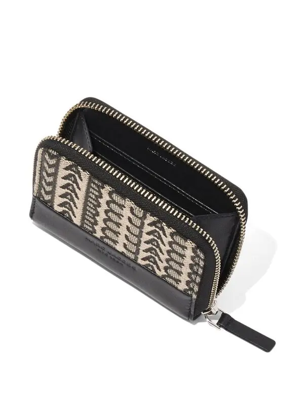 Marc Jacobs The Zip Around Wallet