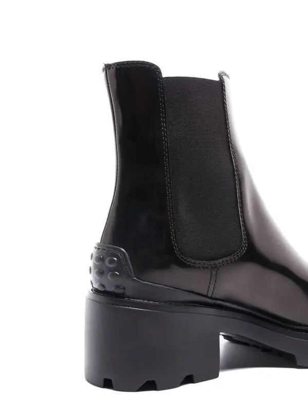 TOD'S Lug-sole Chelsea Boots