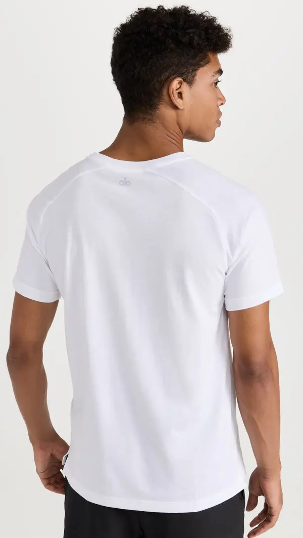 Alo Yoga Triumph Crew Neck Tee