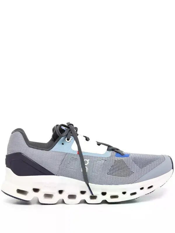 On Cloudstratus Running Sneakers - Grey