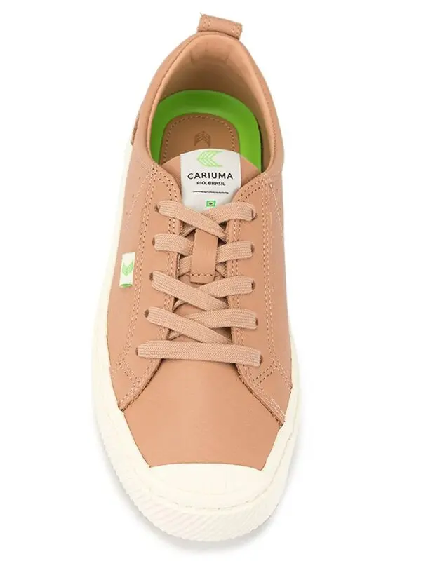 Cariuma Oca Low Nude Premium Leather Sneaker
