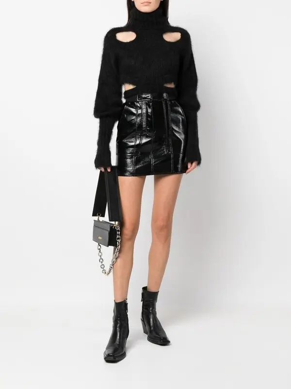 ANDREĀDAMO Cut-out Design Cropped Top