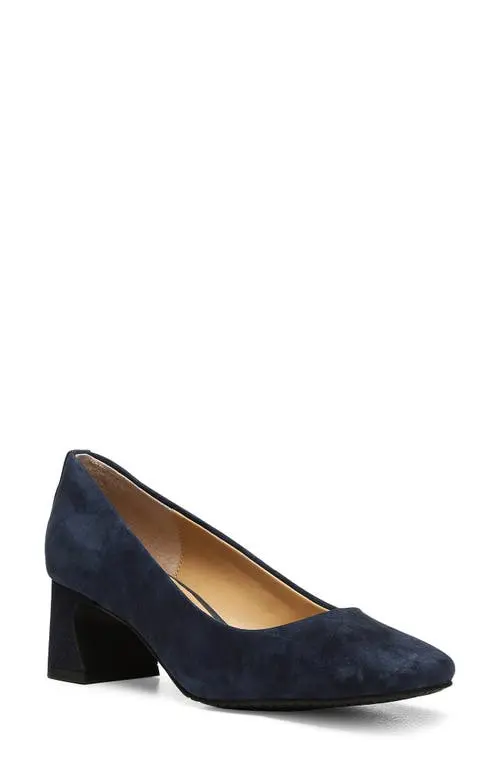 NYDJ Fay Block Heel Pump