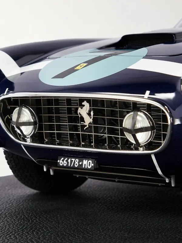 AMALGAM COLLECTION Ferrari 250 Gt Berlinetta Limited Edition 1:8 Model Car