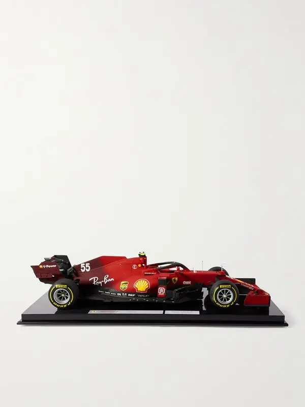 AMALGAM COLLECTION Ferrari Sf21 Carlos Sainz 1:8 Model Car