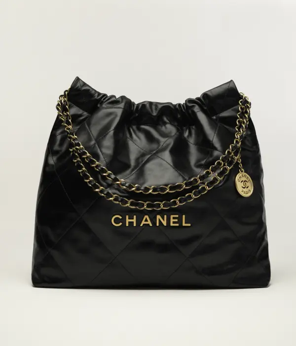 Chanel - 22 Handbag