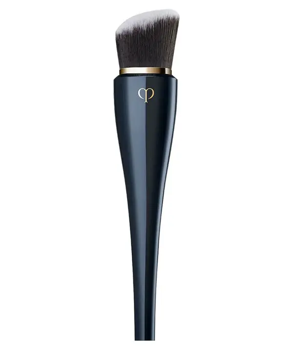 CLE DE PEAU BEAUTE High Coverage Foundation Brush