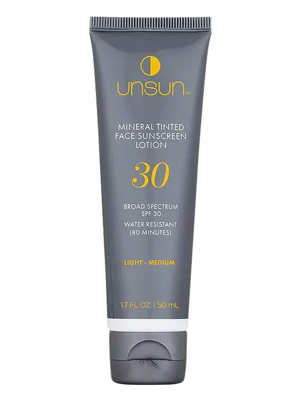 UNSUN Mineral Tinted Face Sunscreen In "medium/dark