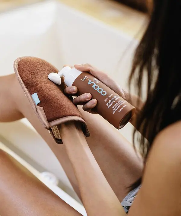 COOLA Organic Sunless Tan Express Sculpting Mousse, 7 Oz./ 207 Ml