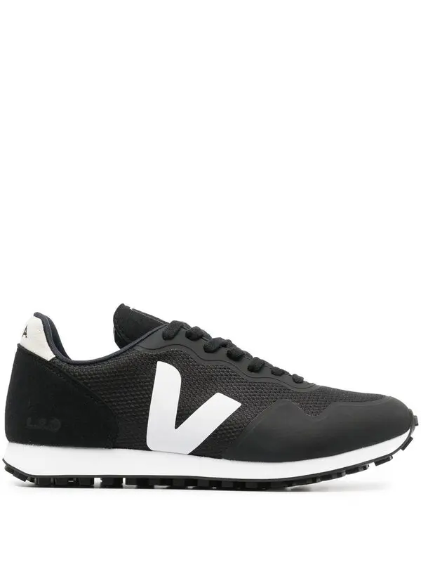 VEJA Panelled Low-top Sneakers - Black